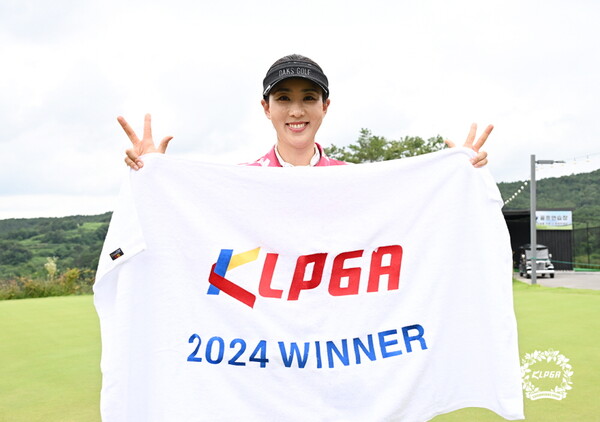 [KLPGA 2024 SBS골프 챔피언스 투어 with 이지스카이 CC 3차전] 홍진주, 챔피언스투어 18홀 최소타 기록 경신하며 3개 대회 연속 우승 달성!